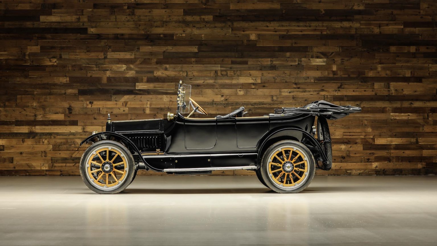 1914 Cadillac Model 30 Five-Passenger Tourer - Worldwide Auctioneers