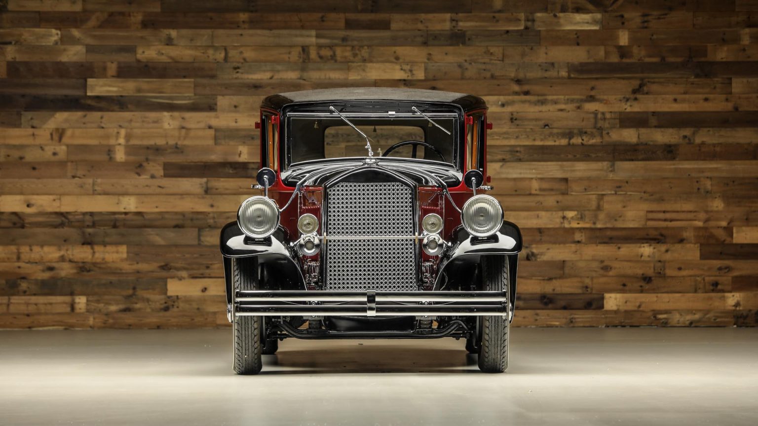 1929 Pierce-Arrow Model 133 Limousine - Worldwide Auctioneers