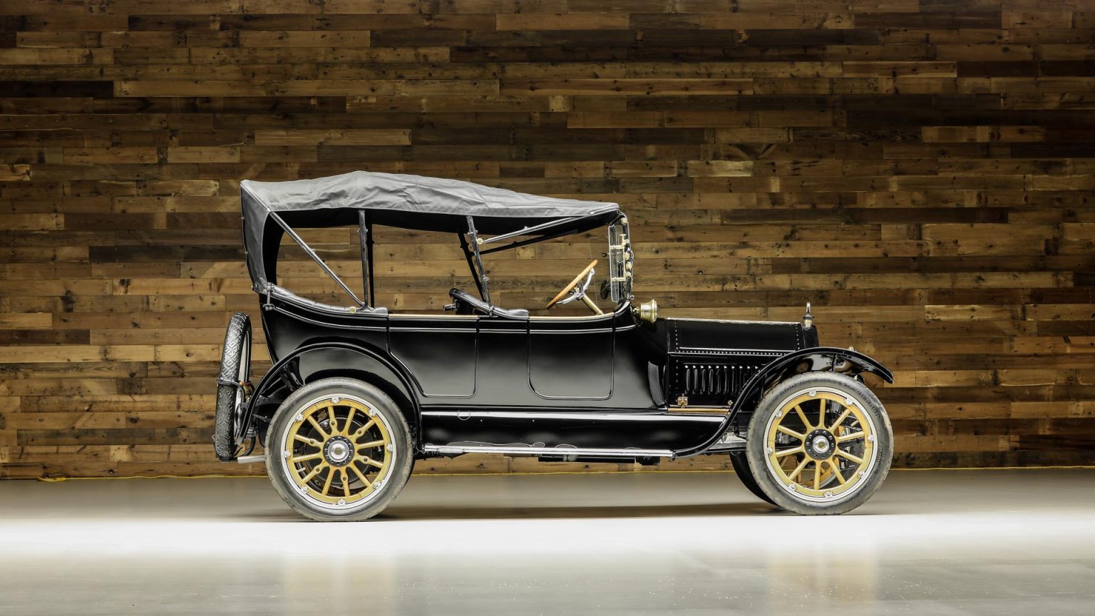 1914 Cadillac Model 30 Five-Passenger Tourer - Worldwide Auctioneers