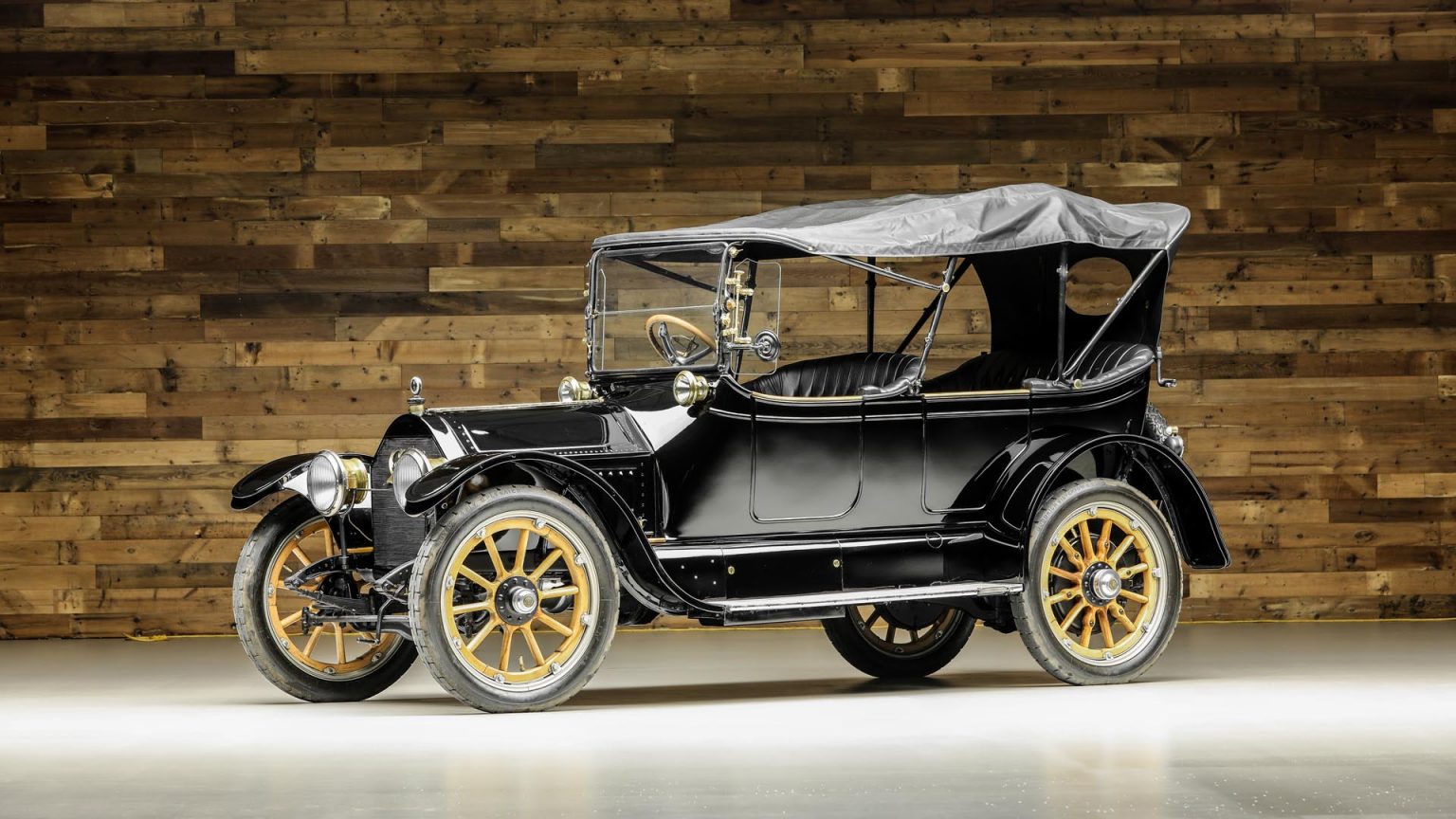1914 Cadillac Model 30 Five-Passenger Tourer - Worldwide Auctioneers