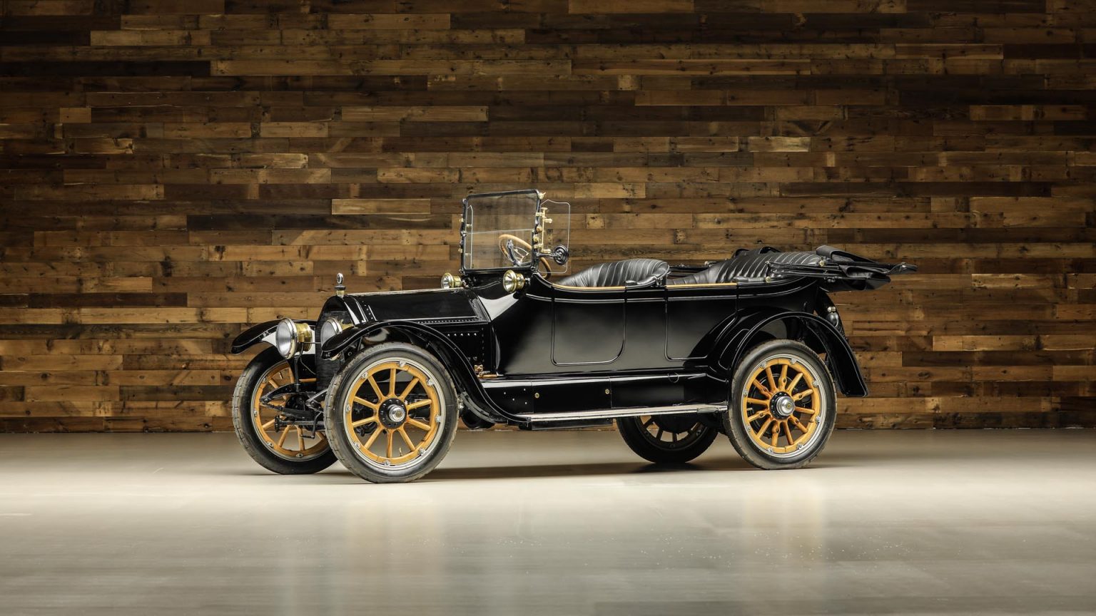 1914 Cadillac Model 30 Five-Passenger Tourer - Worldwide Auctioneers