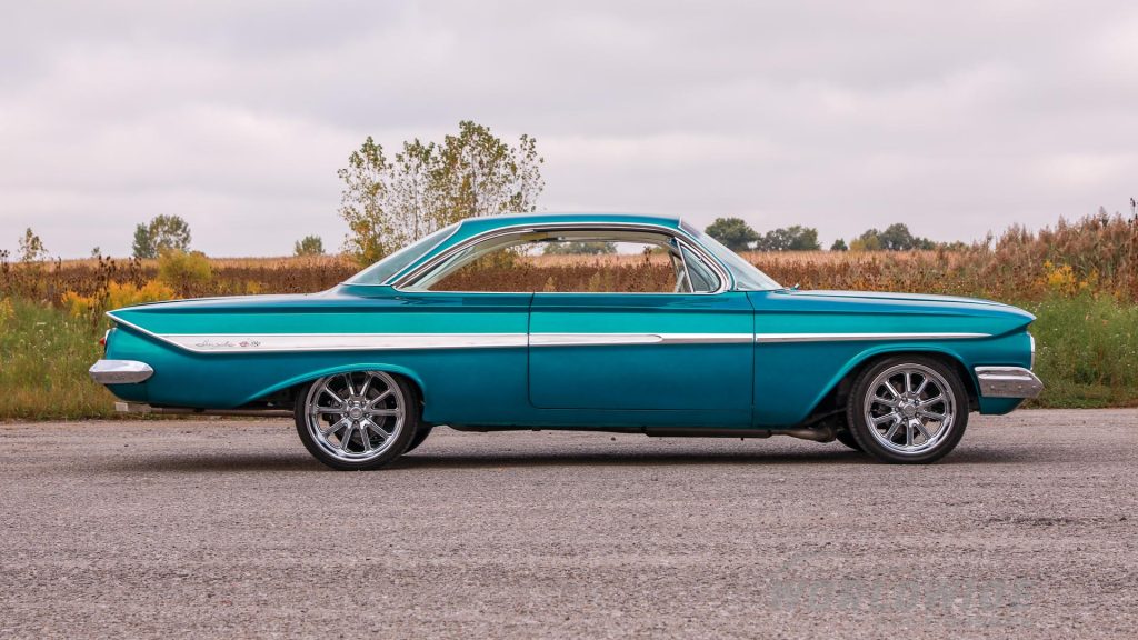 1961 Chevrolet Impala Custom Hardtop Coupe - Worldwide Auctioneers