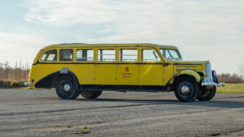 1937 White 706 Yellowstone Park "Diamond J Ranch" Tour Bus - Worldwide ...